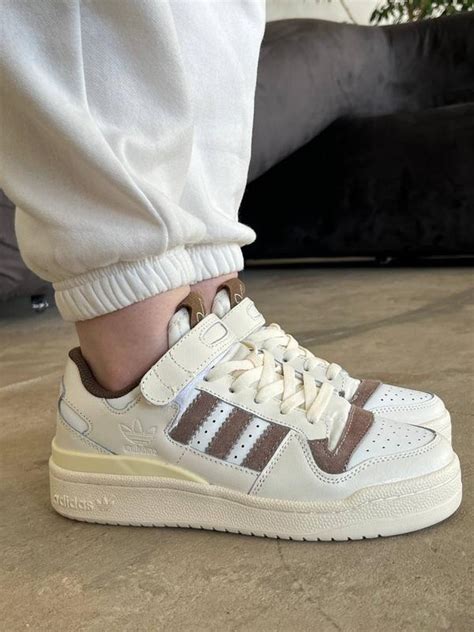 Кроссовки Forum Low Beige — цена 2450 грн в каталоге Кеды Купить женские вещи по доступной цене