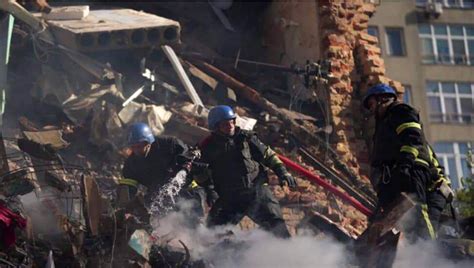 45 ранени при среднощна атака с ракети срещу Киев Lupa Bg