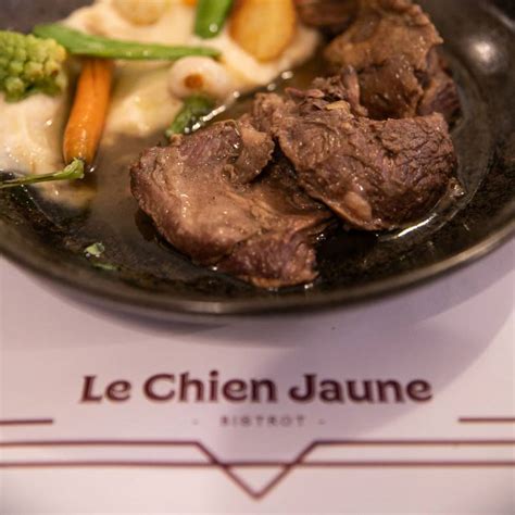 Le Chien Jaune Restaurant Tours