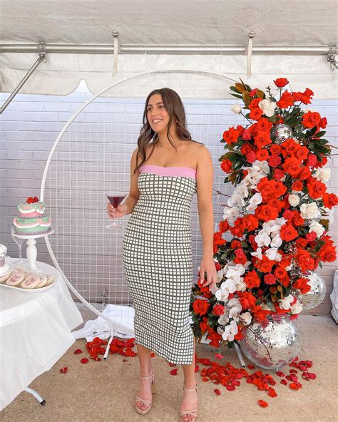 Angela Maxwell Angmaxwelll • Instagram Photos And Videos