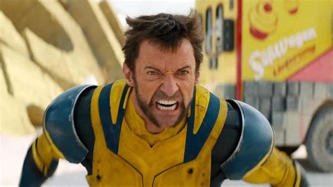 Hugh Jackman Talks About Eating 6000 Calories A Day And Peeing In His