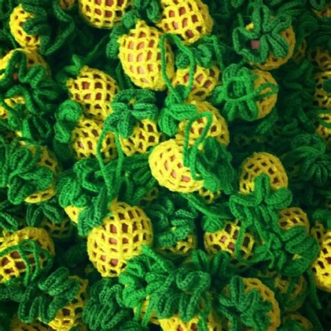 Ready Stock Bekas Telur Kait Nenas 🍍 Crocheted Pineapple Egg Case