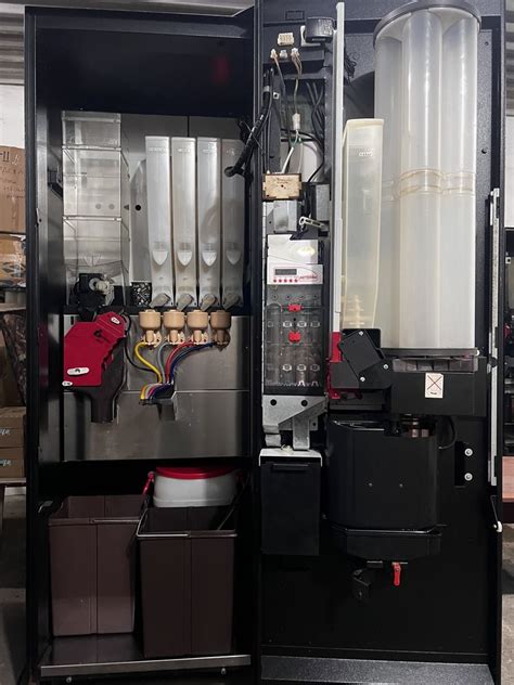 Вендинговый кофе аппарат 1 500 000 тг Оборудование Астана на Olx