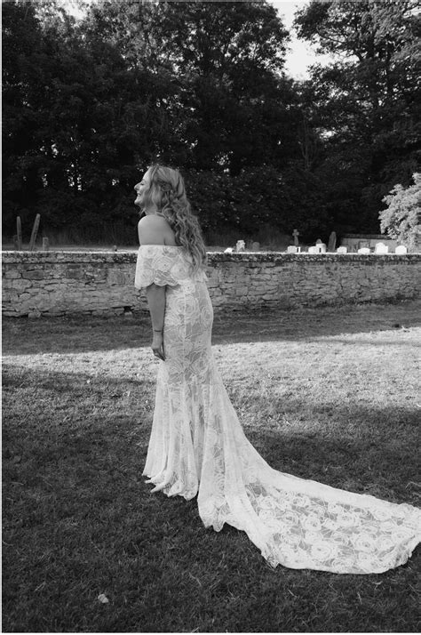 Grace Loves Lace Wedding Dress Save 51 Stillwhite