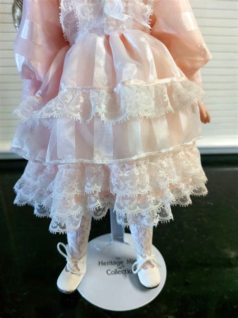Vintage The Heritage Mint Collection Porcelain Doll Size 42 Cm 165