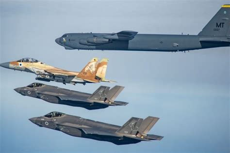 США и Израиль отрабатывают удар по Ирану Какие сценарии возможны