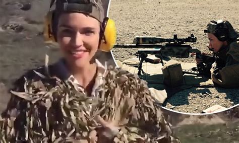 Ruby Rose Trains At A Shooting Range For Her Role In Xxx Return Of Xander Cage Daily Mail Online