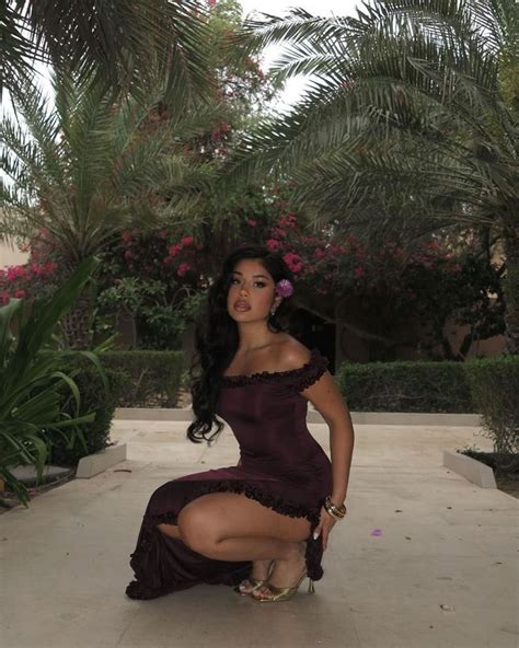 Pin By Amina On Summer Fashion In Pretty Dresses Fashion Outfits Pretty Outfits