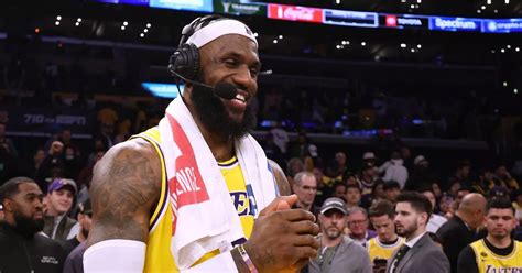 Lebron James Sends Message To Agent Over One Year Deal To Retire In
