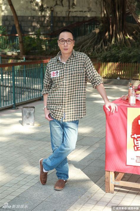 袁咏仪拍“三级”片 吴镇宇怕拍到床榻手机新浪网