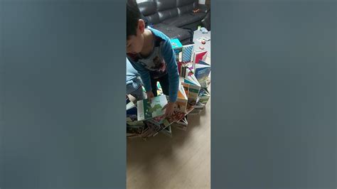 성탄절에 집에서 아이들과 책 쌓기 놀이 Youtube