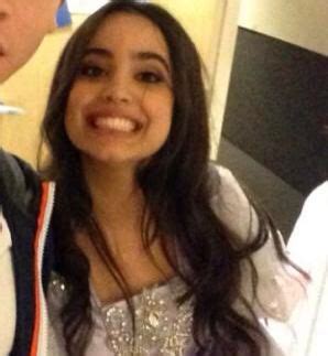 Pin By Forever Sara On Evie Sofia Carson Sophia Carson Celebs