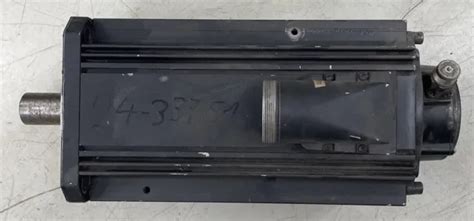 Bosch Rexroth Indramat Msm031c 0300 Nn M0 Ch1 Permanent Magnetic Motor