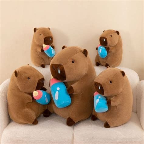 Ujyu การจำลองแบบจำลอง ของเล่น Fluffty อะนิเมะ Capibara ตุ๊กตาผ้าตุ๊กตา