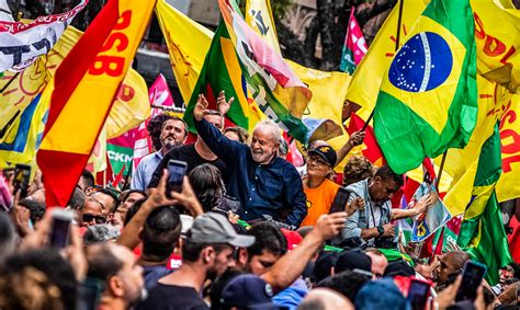 98 81 das urnas apuradas Lula é eleito presidente Candidato