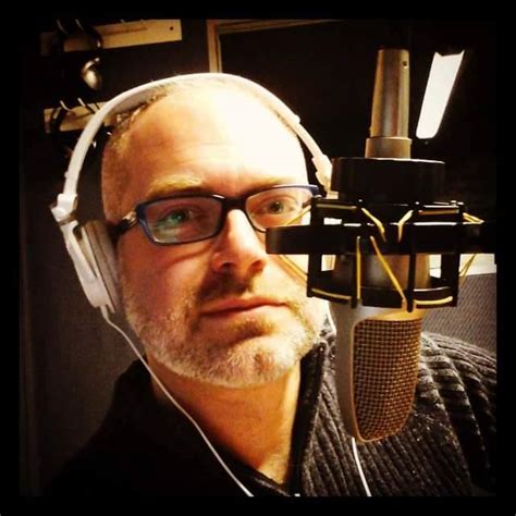 Poesie Pop Il Primo Libro Di Stefano Buzzi Speaker Di Radio Cantù