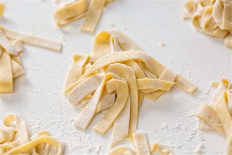 Homemade Egg Noodles VIDEO I Am Baker