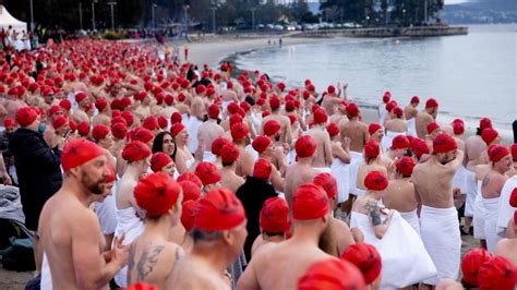 US Artist Rallies Hundreds To Pose Nude In Finnish Night