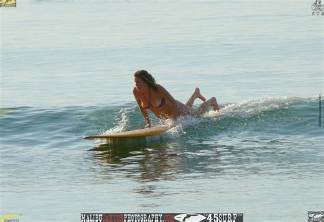 배경 화면 대양 아침 여자애들 바다 태양 뜨거운 섹시한 바닷가 소녀 아름다운 아름다움 사진술 무대 모델 모래 여자들 양복들 긴 예쁜