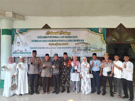 PJ Bupati Qudrotul Ikhwan Sambut Kedatangan Jamaah Haji Tuba Di Islamic