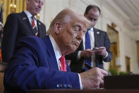 2 Venezuelans File New Case In New York Challenging Trumps ‘alien