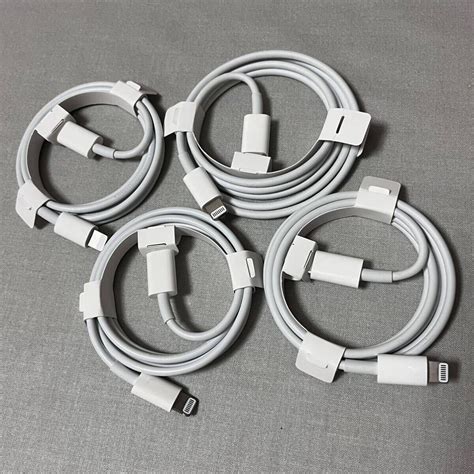 Yahooオークション 【apple 純正】 Lightningケーブル Usb C ライト