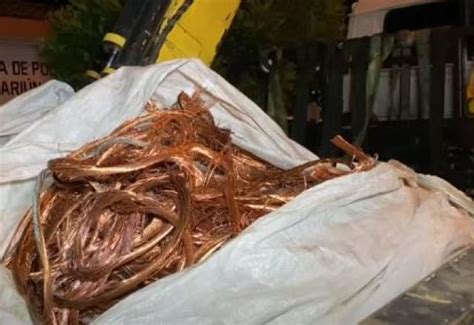 GM apreende grande quantidade de cobre em um caminhão de Jaguariúna SBT