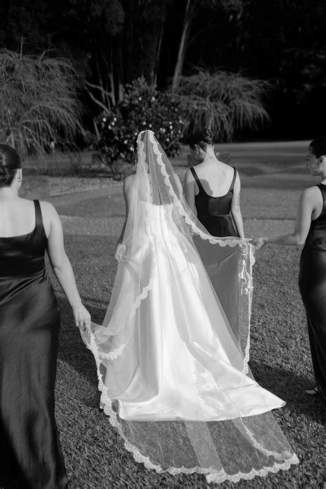 Kirsten And Bryson Real Bride Karen Willis Holmes