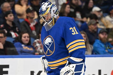 Sabres Injuries Mattias Samuelsson Close To Return Eric Comrie Out