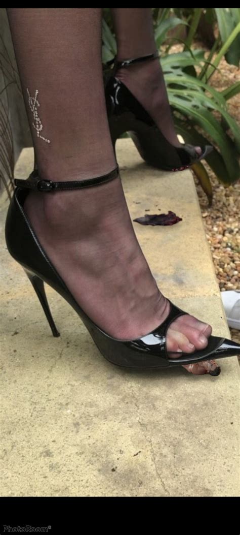 High Heel Crush On Crushed Underfoot Deviantart