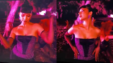 Ángela Aguilar Impacta Modelando En El Desfile De Savage X Fenty De Rihanna