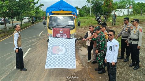 Dikawal TNI Polri KPU Seluma Mulai Distribusikan Logistik Pilkada