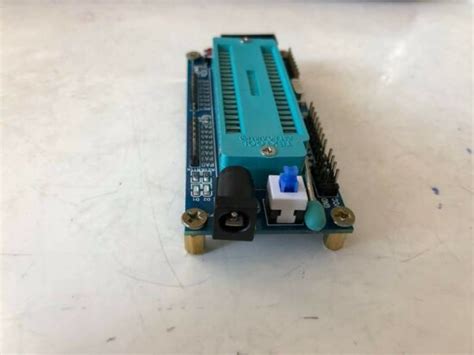 Base Para Programar Circuitos Atmel ATMega ATMega Tostatronic