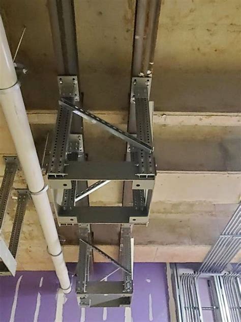 Unistrut UMS Boom Supports