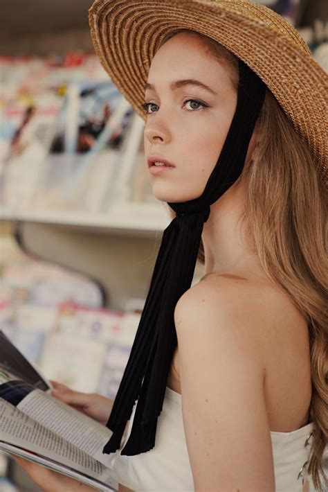 Sarah F Talents Models