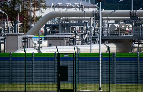 Новак заявил о готовности России поставлять газ по неповреждённой нитке