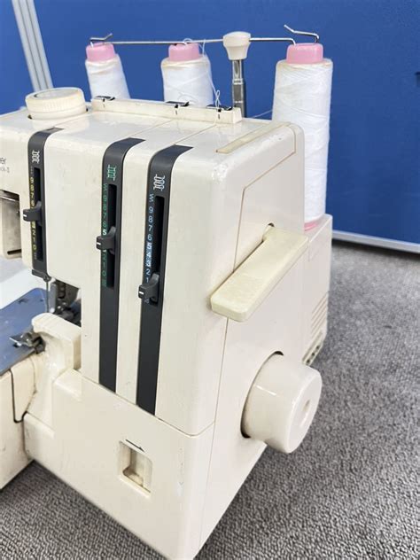 K2 Brother ブラザーミシン ロックミシン Home Look Te4 B730 動作未確認 ブラザー ｜売買されたオークション情報、yahooの商品情報をアーカイブ公開