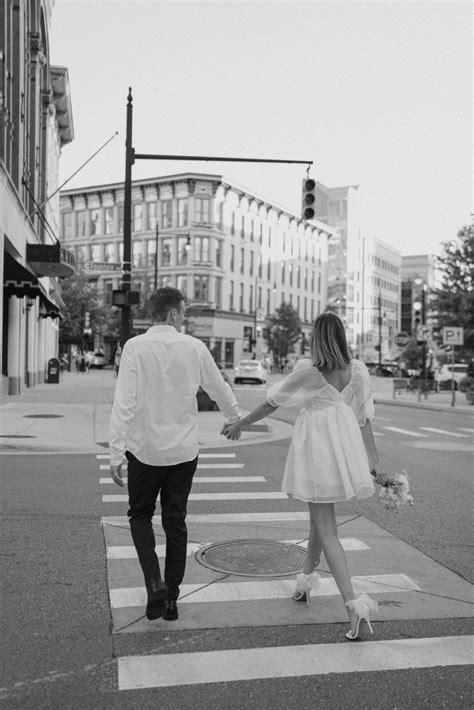 Direct Flash Engagement Photos In Michigan Cassidy Lynne Photo