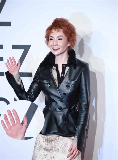 54歲張曼玉罕見現身活動，身材好瘦，人不如惜 每日頭條