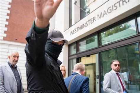 Met Police Officer Jailed For Sending Offensive Whatsapp Messages Bbc