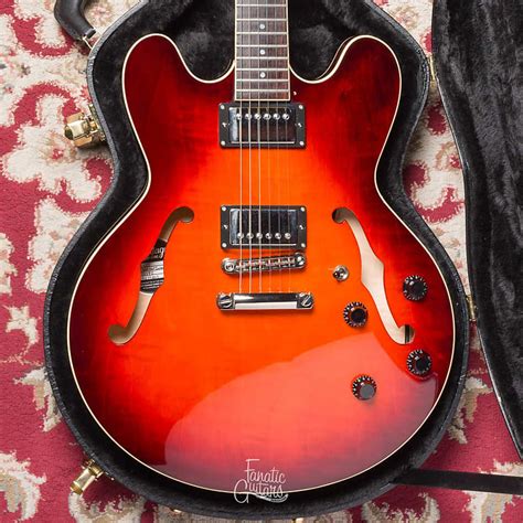 Heritage Standard H 535 Semi Hollow Chestnut Sunburst Reverb