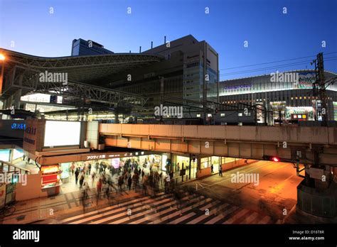 Zona Della Stazione Di Osaka Immagini E Fotografie Stock Ad Alta