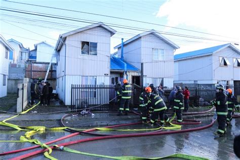 Incendió Dejó A Cuatro Personas Afectadas Elpinguinocom