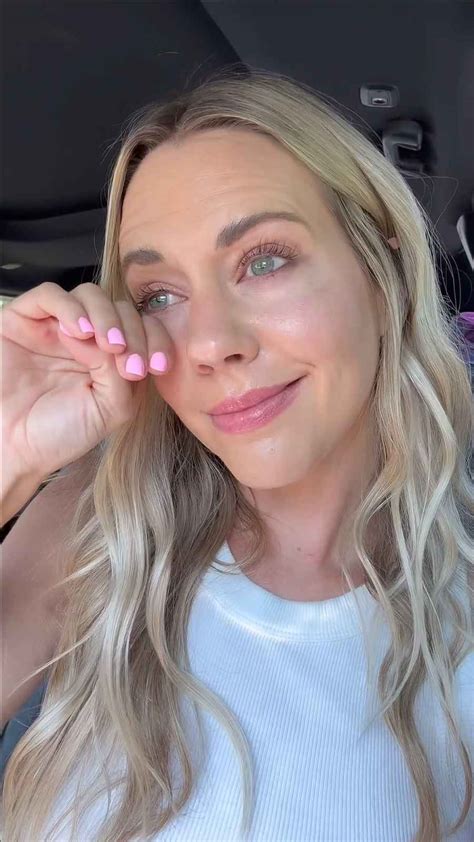 Joey Lawrences Ex Samantha Cope Breaks Silence After Divorce Filing
