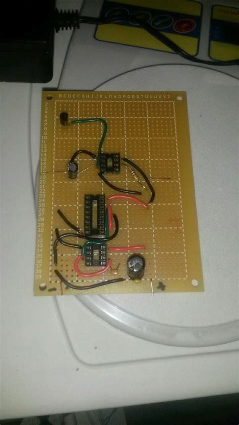4017 and 555 sequencer synth instructables