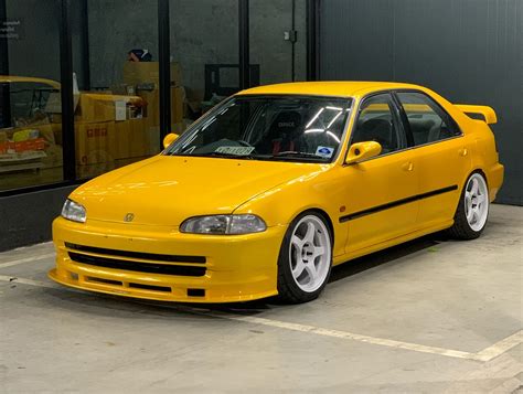 Chareef Chimhiran New Tail Lights 💨 The Yellow Jtcc Look 💛 🚕 Eg8 Eg9