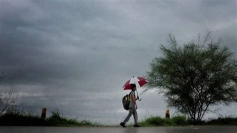 কবে বিদায় নিতে পারে বৃষ্টি জানাল আবহাওয়া অফিস কালবেলা