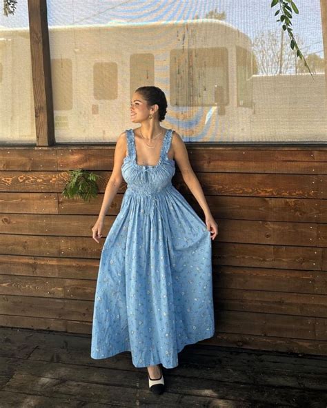 Vivaia Is Finally In Ph — Heres What To Expect From The Footwear Brand