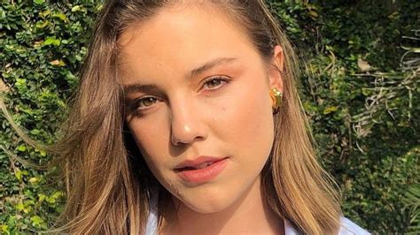 Atriz Da Globo Posta Foto Completamente Nua E Ironiza Assim Pode Instagram