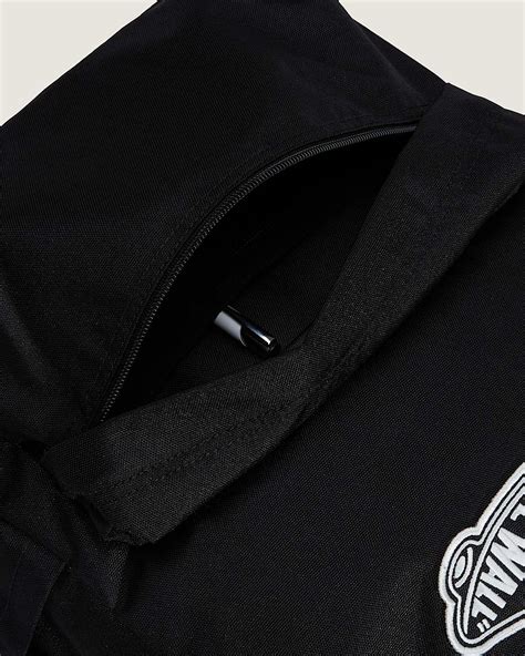 Old Skool Classic Backpack In Black Vans Uk